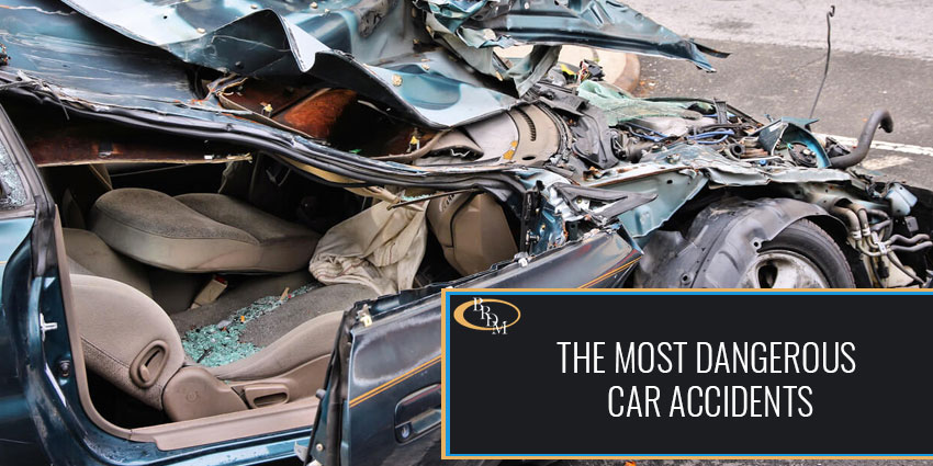 Images Of Dangerous Road Accidents Death Every Five Minutes As